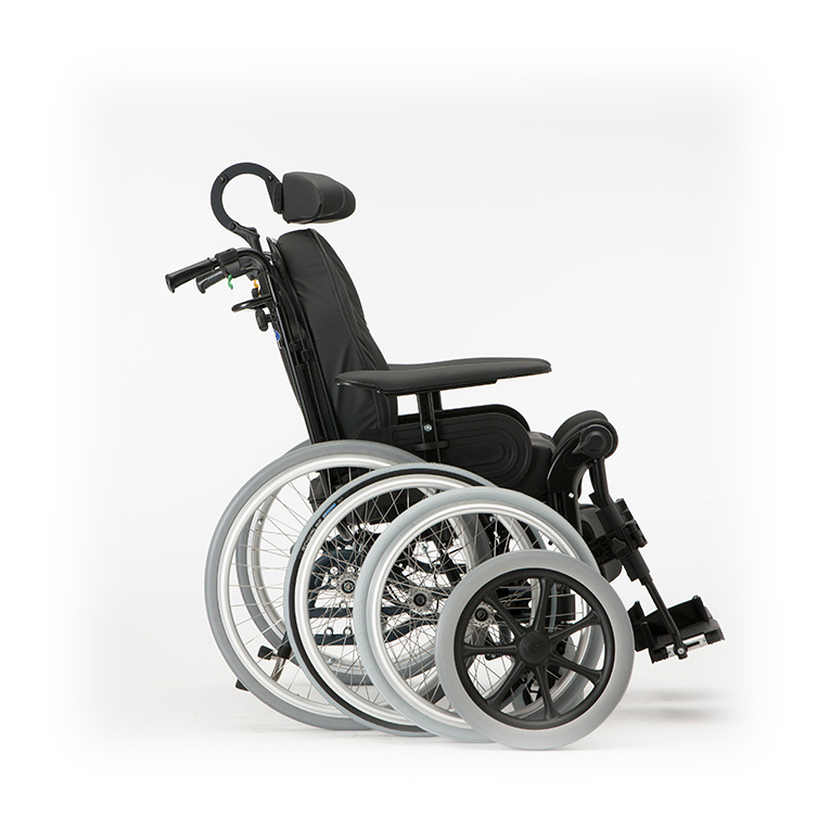 Azalea Minor passive wheelchair – Invacare REA